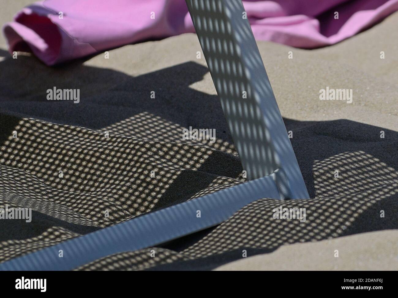 Unusual sand pattern hi-res stock photography and images - Alamy