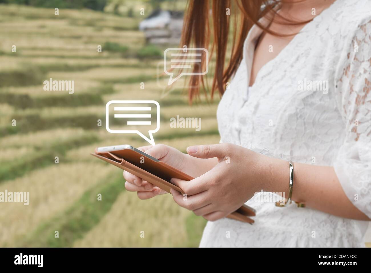 Female social media icon hi-res stock photography and images - Alamy