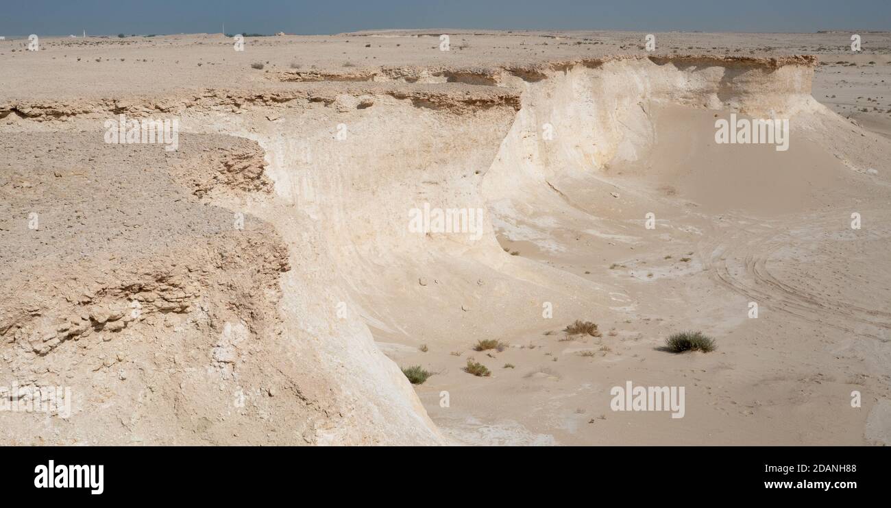 Limestone mountain formation in Zekreet desert, Qatar Stock Photo - Alamy