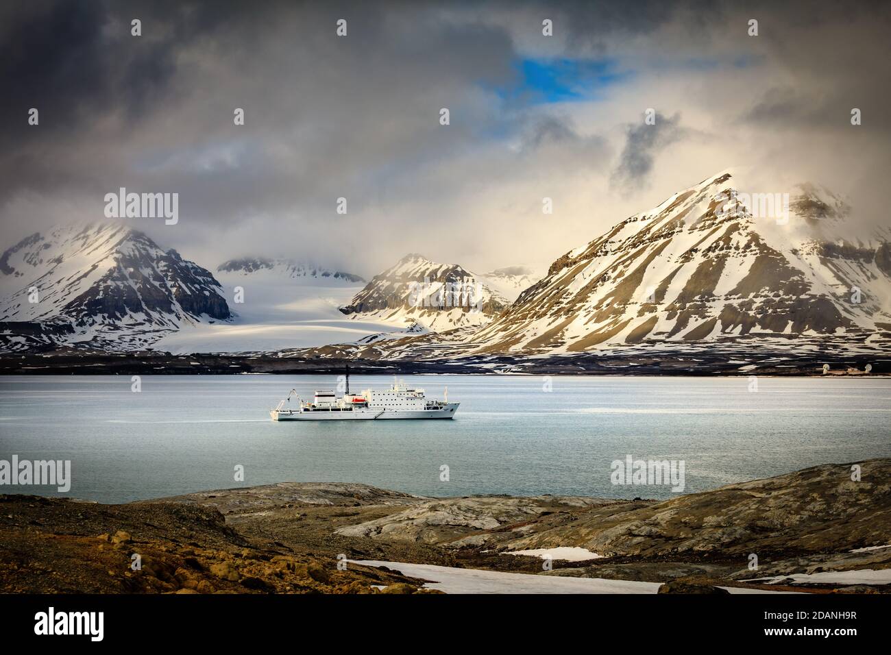 Expedition ship in Svalbard Stock Photo - Alamy