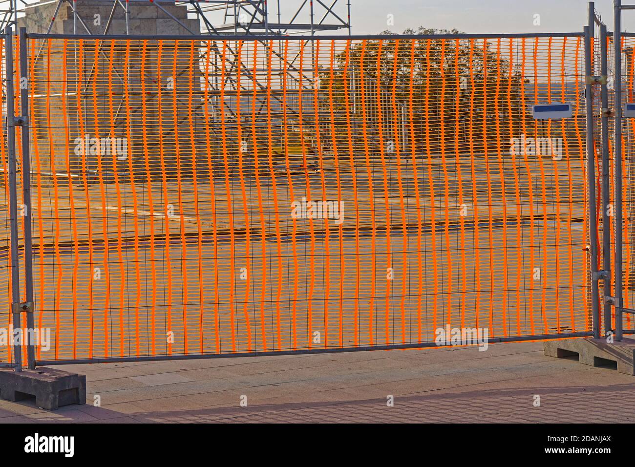 Plastic fence hi-res stock photography and images - Alamy