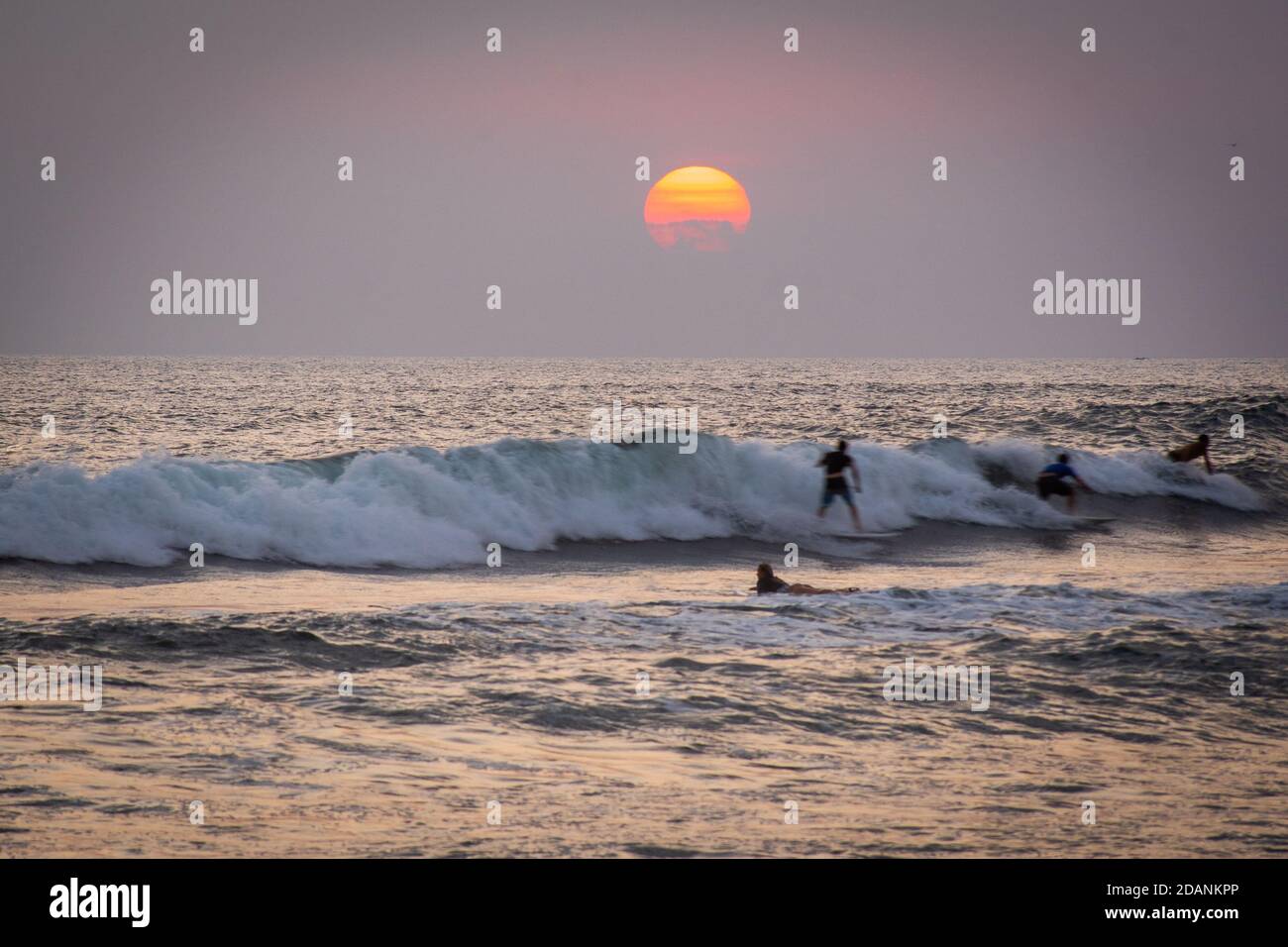 Body moving atmosphere hi-res stock photography and images - Alamy
