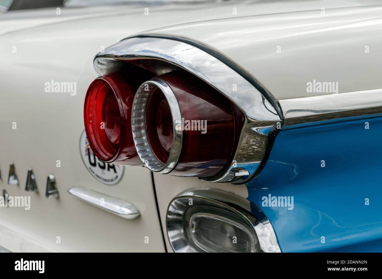Pontiac star chief hi-res stock photography and images - Alamy