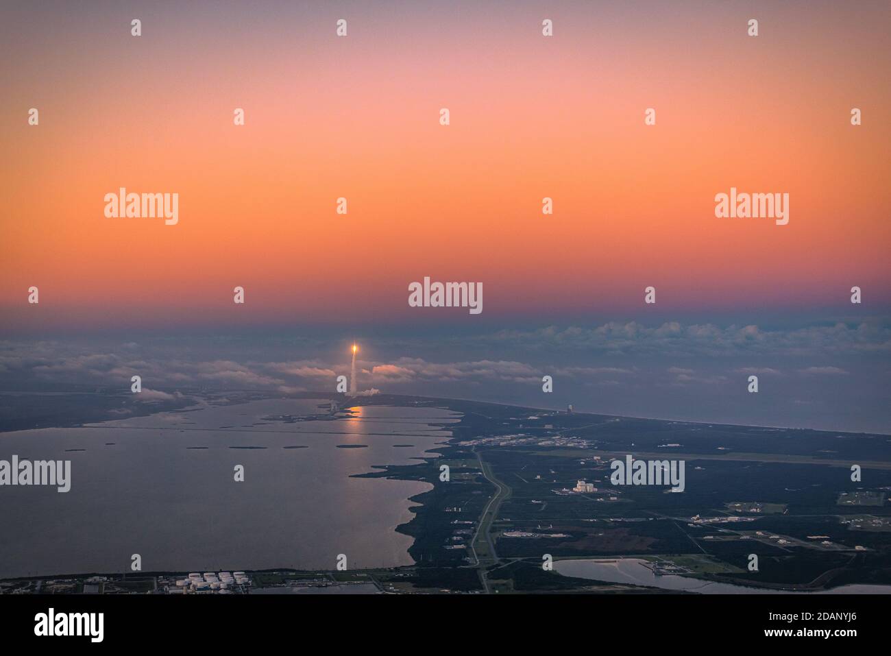A United Launch Alliance (ULA) Atlas V rocket carrying the NROL-101 ...