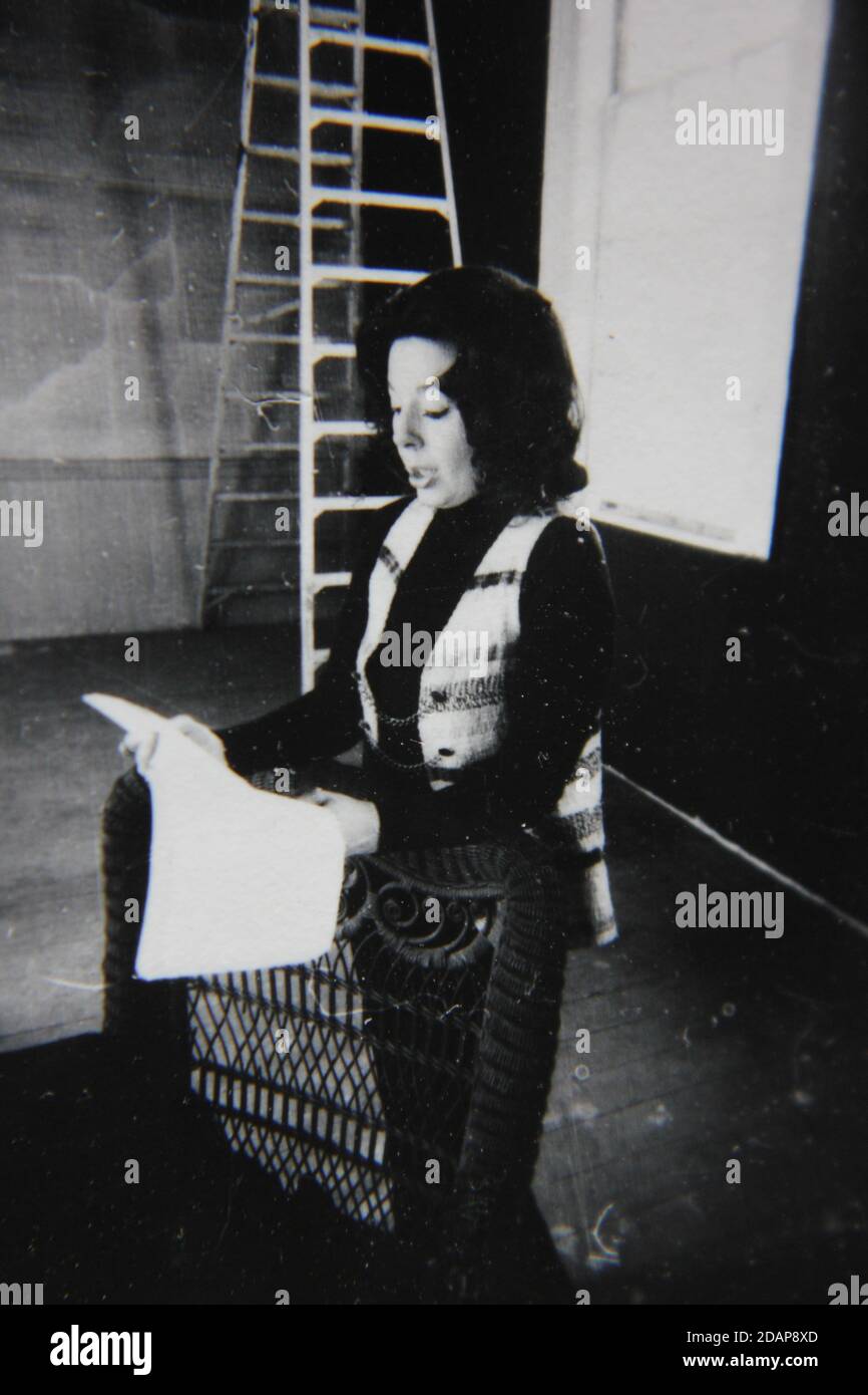 Fine 1970s vintage black and white photography of actors rehearsing a ...