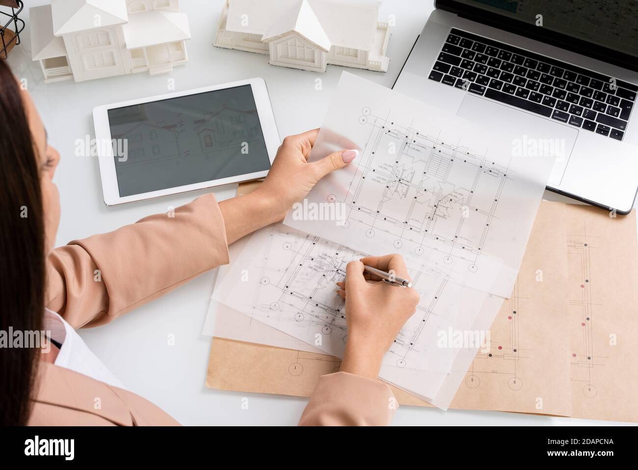 Engineer architect meeting office table hi-res stock photography and ...