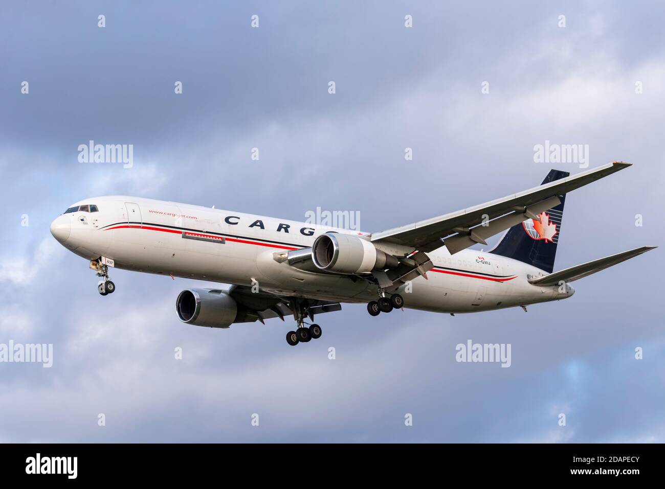 Canadian cargo aircraft hi-res stock photography and images - Alamy