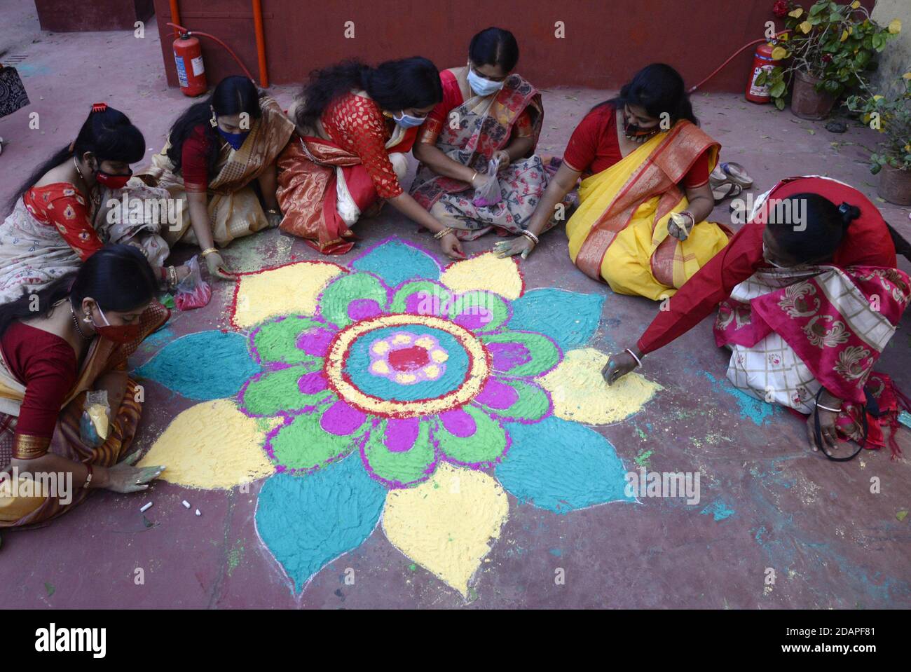 Rangoli kolkata hi-res stock photography and images - Alamy