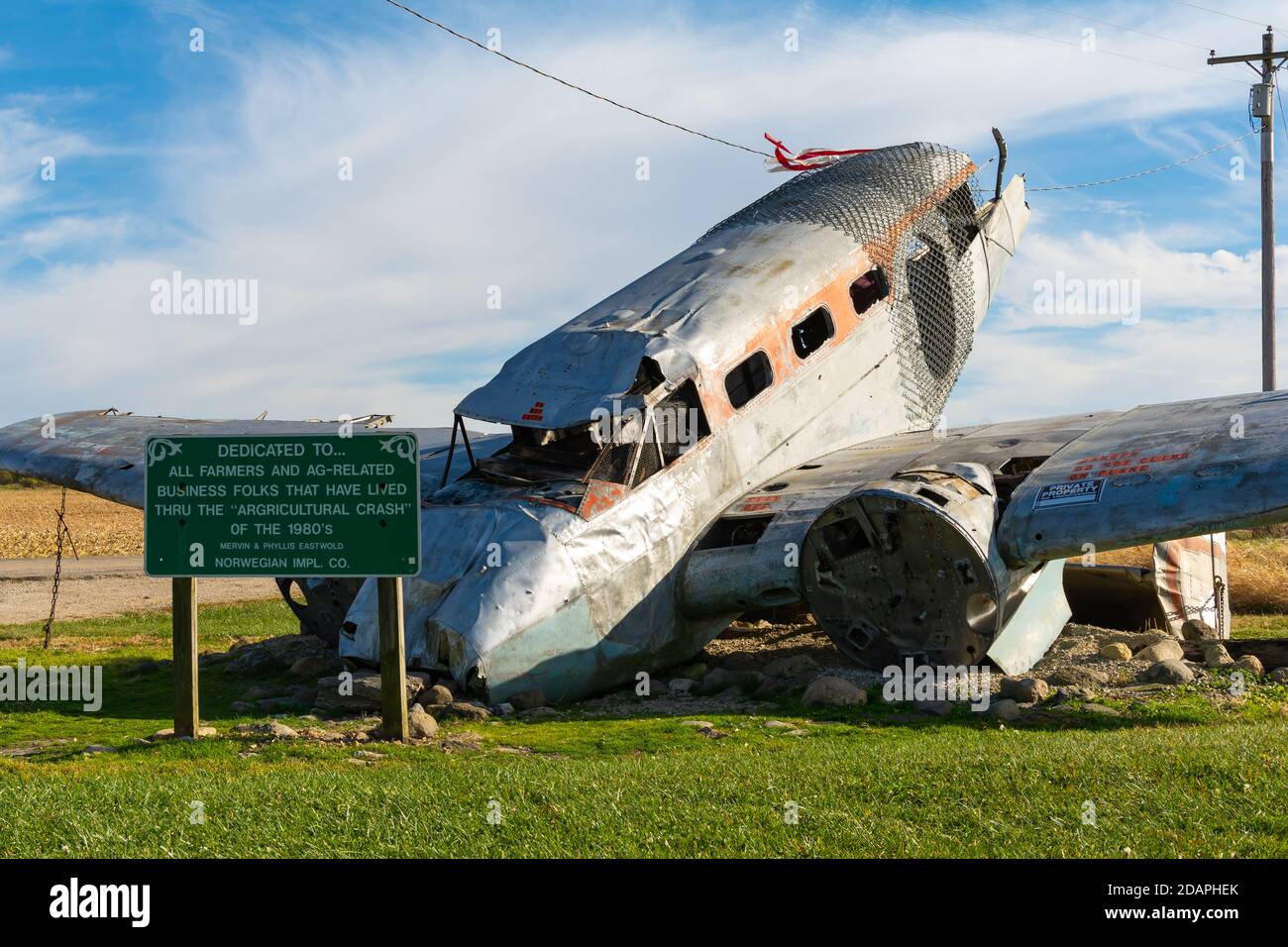 Crashed airplane in open field. Norway, Illinois, USA Stock Photo - Alamy