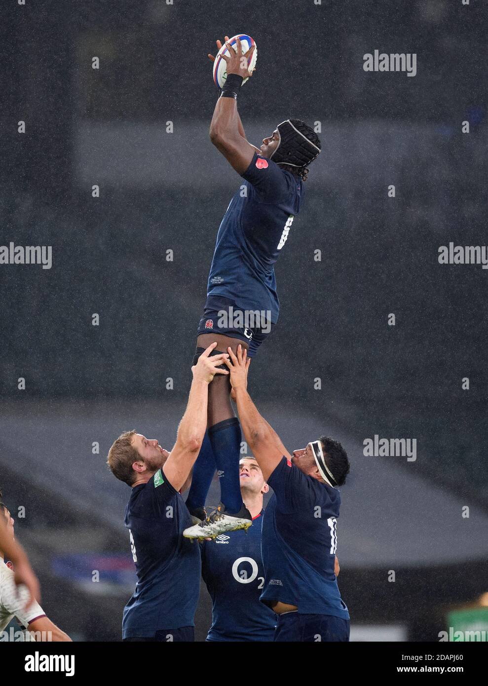 Twickenham, England, 14th Nov 2020 England’s Maro Itoje dominant at the ...