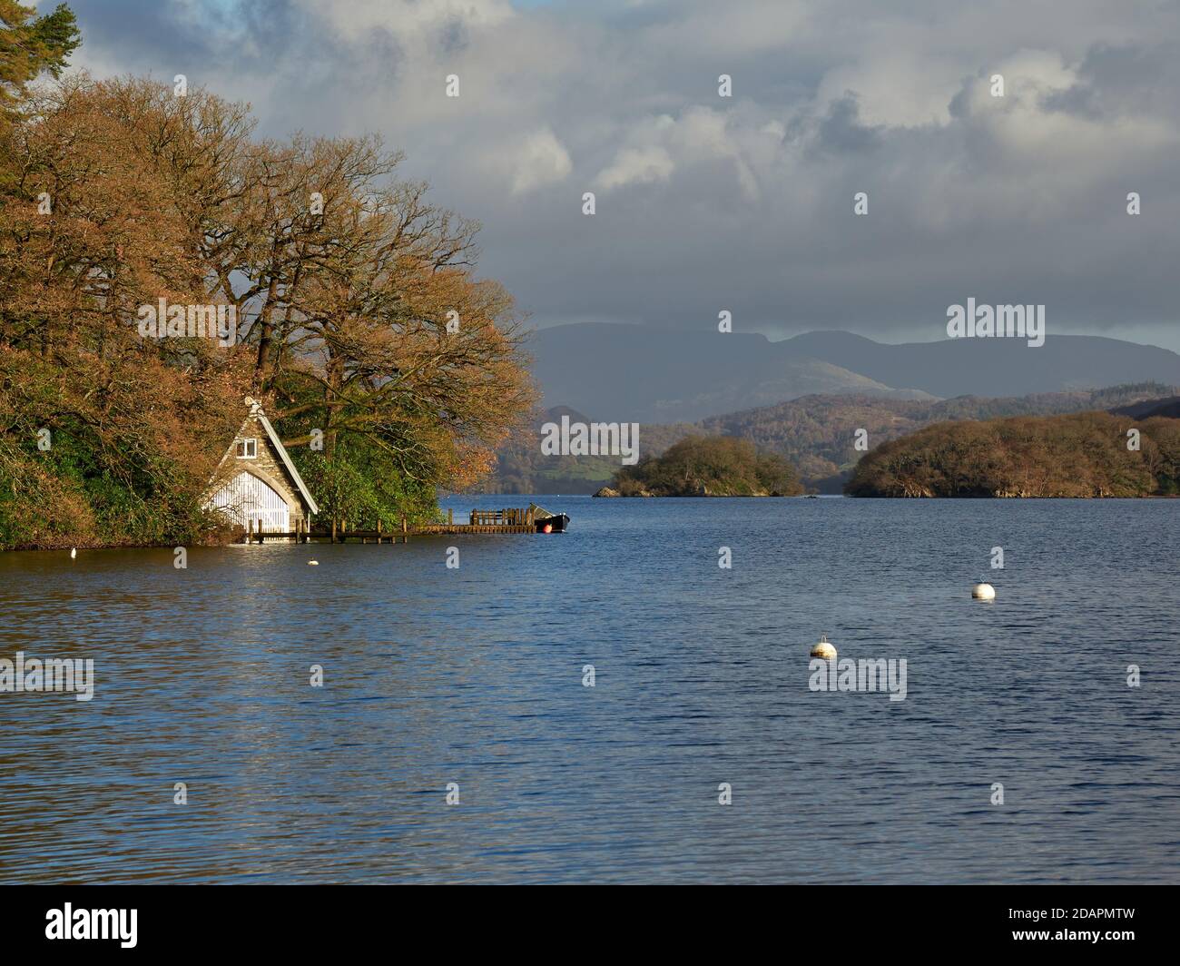 Peel island coniston water, cumbria hi-res stock photography and images ...