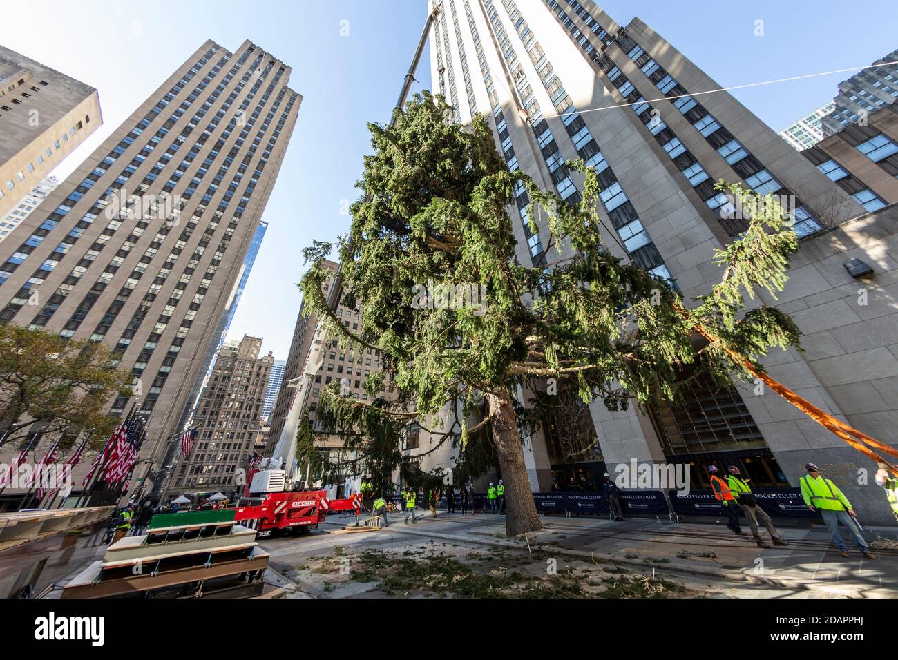 New York, NY - November 14, 2020: 2020 75-foot Rockefeller Center ...