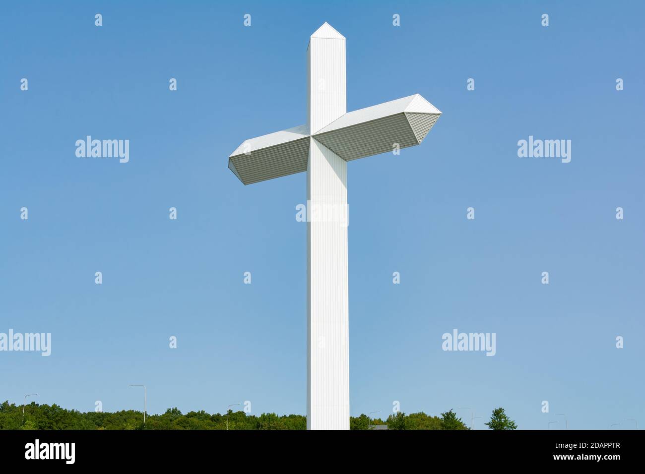 Large cross on side of highway. Effingham, Illinois, USA Stock Photo ...