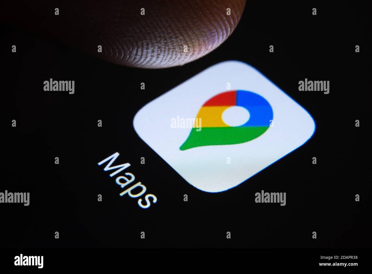 Google maps logo hi-res stock photography and images - Alamy