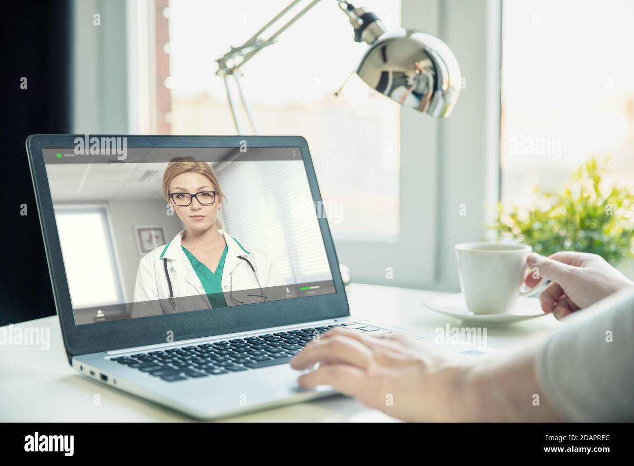 Advice webcam hi-res stock photography and images - Alamy