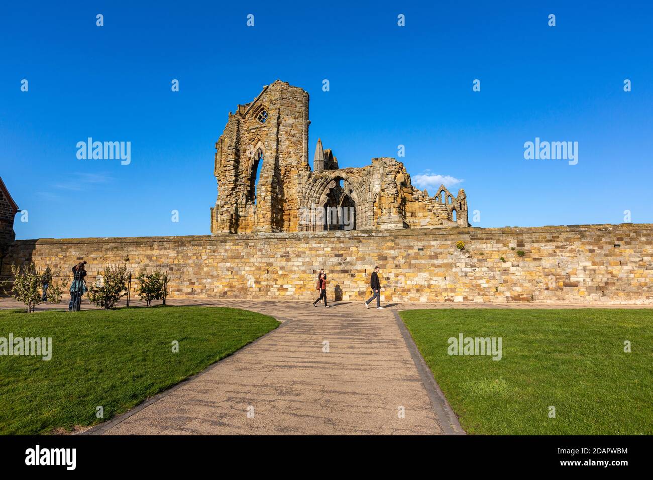 Whitby Abbey, Whitby, North Yorkshire, England, UK Stock Photo - Alamy