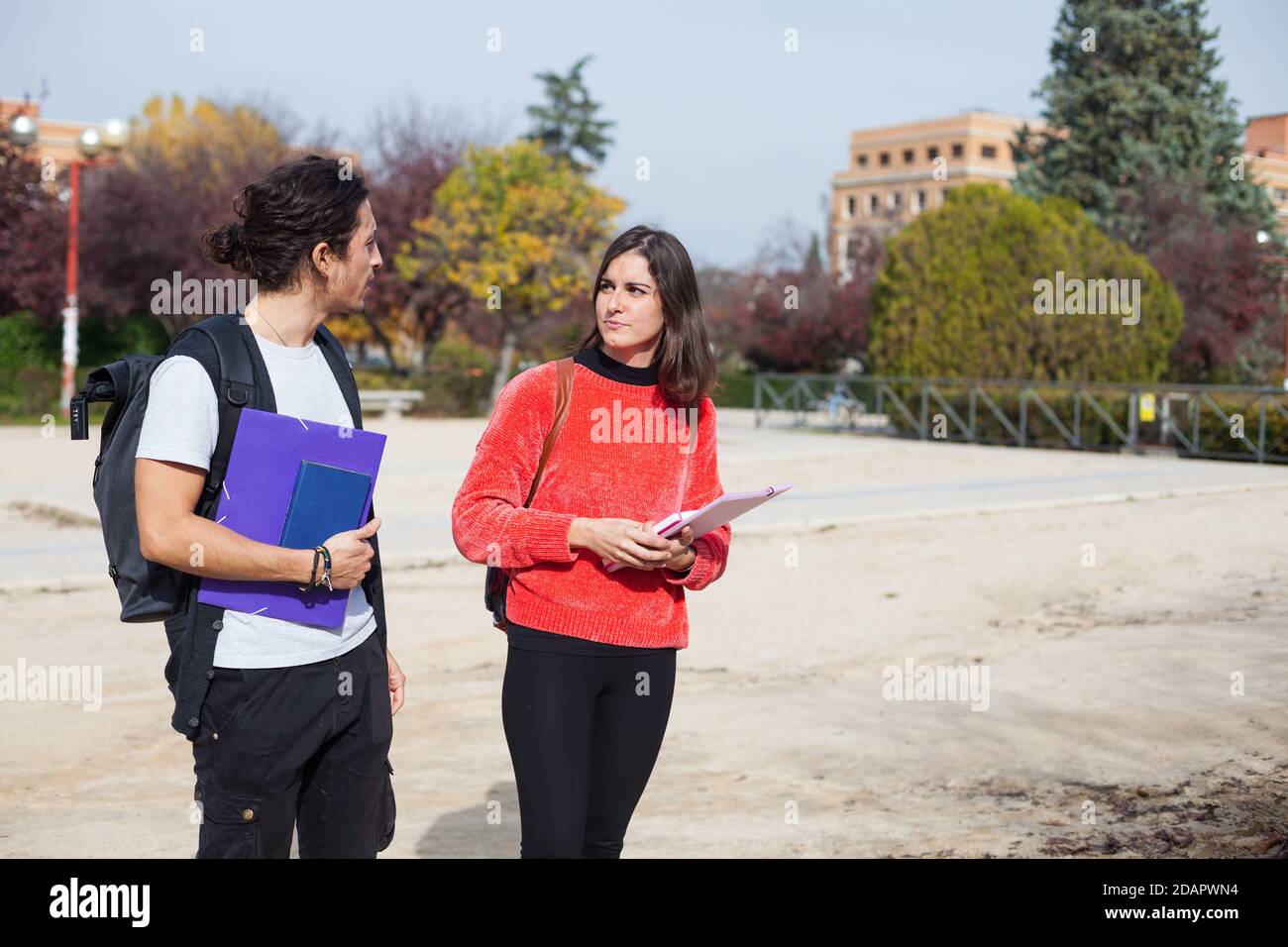 Happy university students hi-res stock photography and images - Alamy