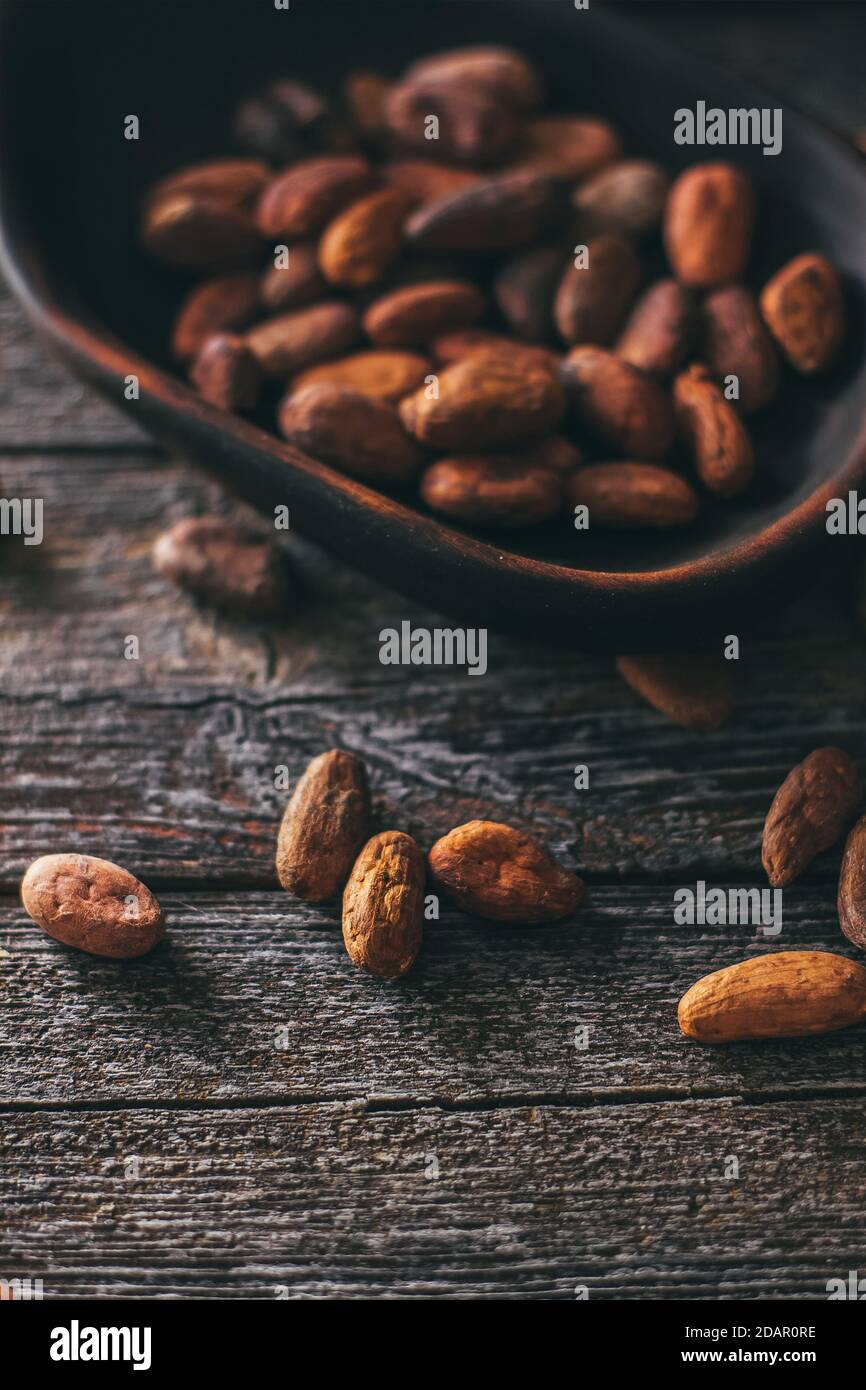 Bowl roasted cacao beans hi-res stock photography and images - Alamy