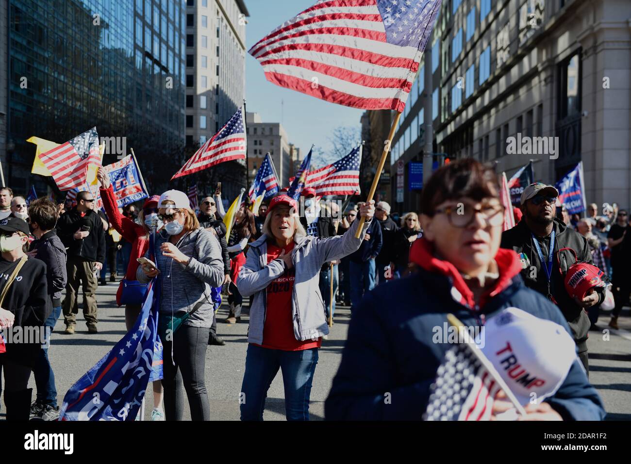 Standing for national anthem hi-res stock photography and images - Alamy
