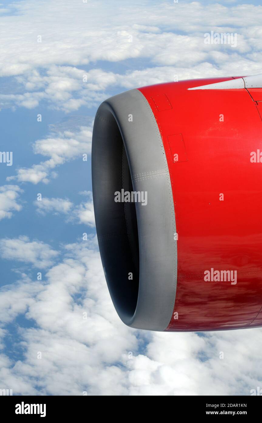 Starboard inboard engine of a Virgin Atlantic Boeing 747 over the ...