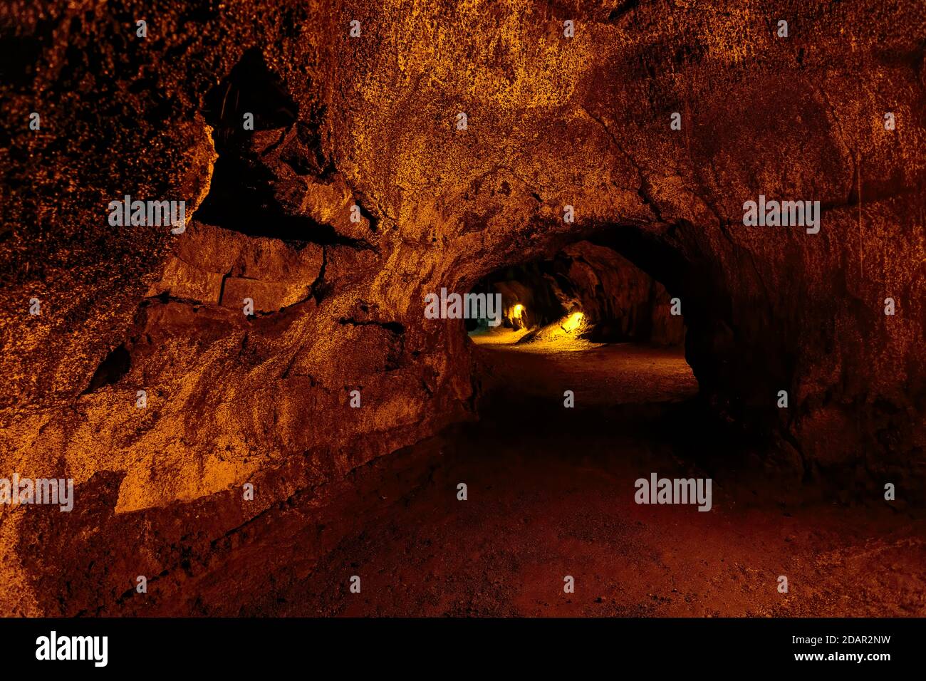 Thurston Lava Tube, Hawai'i Volcanoes National Park, Big Island, Hawaii ...