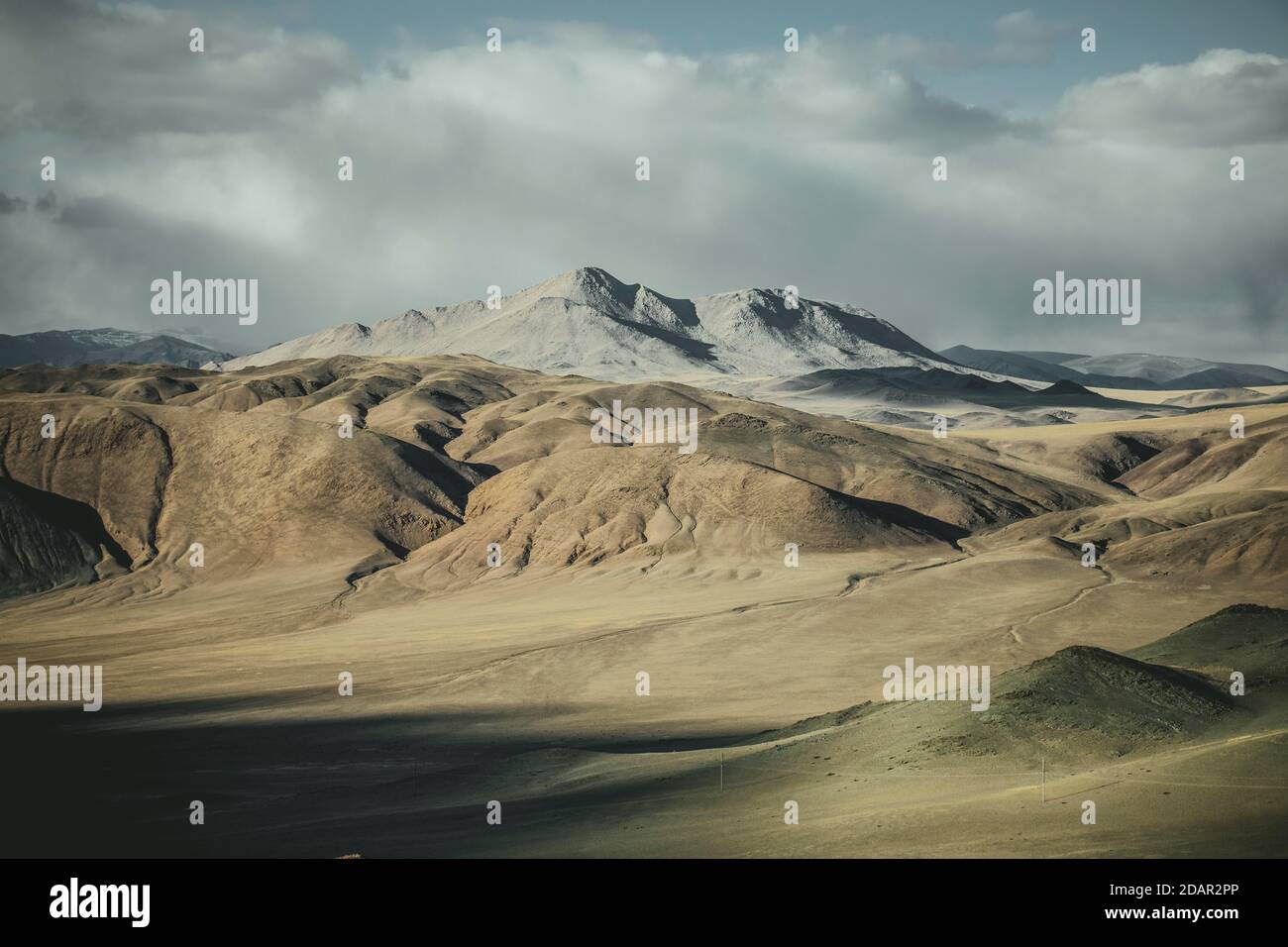 Landscape of Kisil Czar, the Red Mountains, Olgii, Mongolia Stock Photo ...