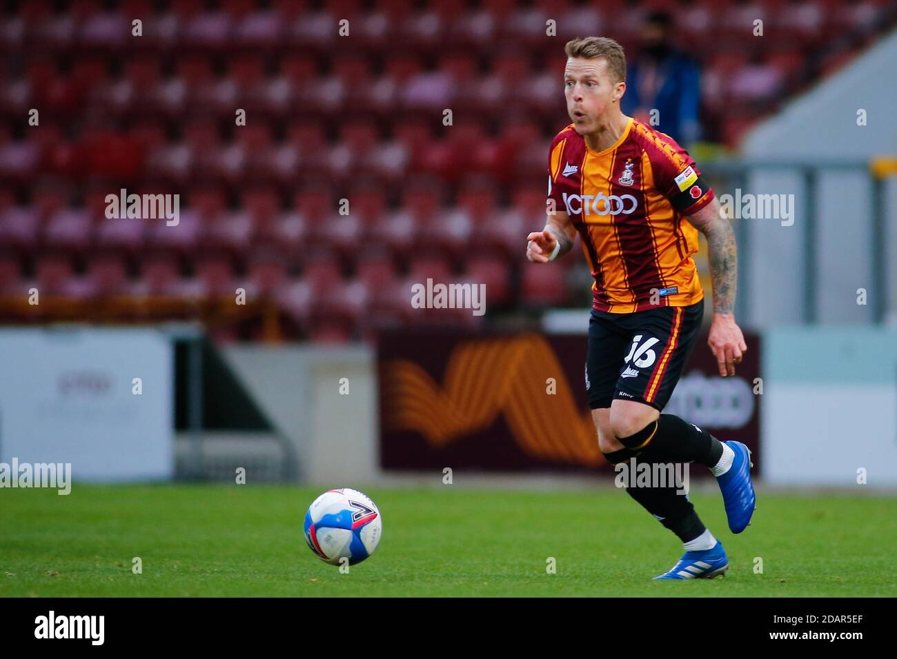 Billy Clarke #16 of Bradford City Stock Photo - Alamy
