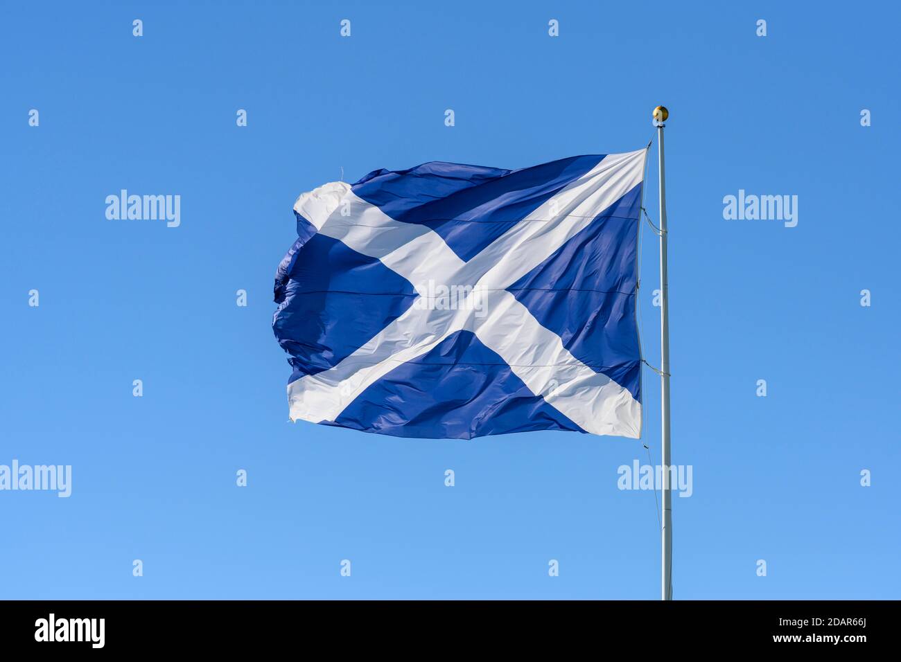 Flying the united kingdom flag hi-res stock photography and images - Alamy