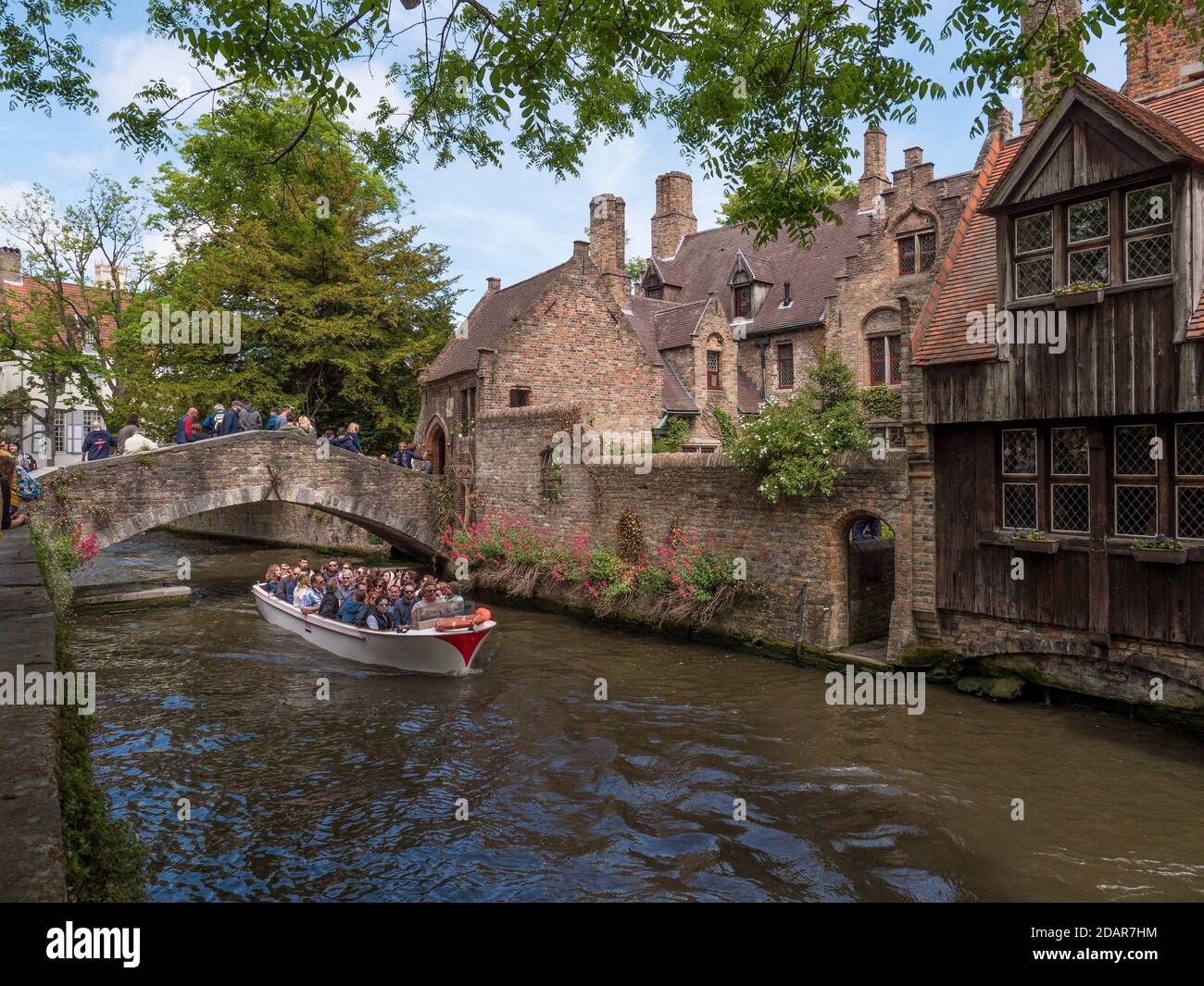 Flemish medieval buildings hi-res stock photography and images - Alamy