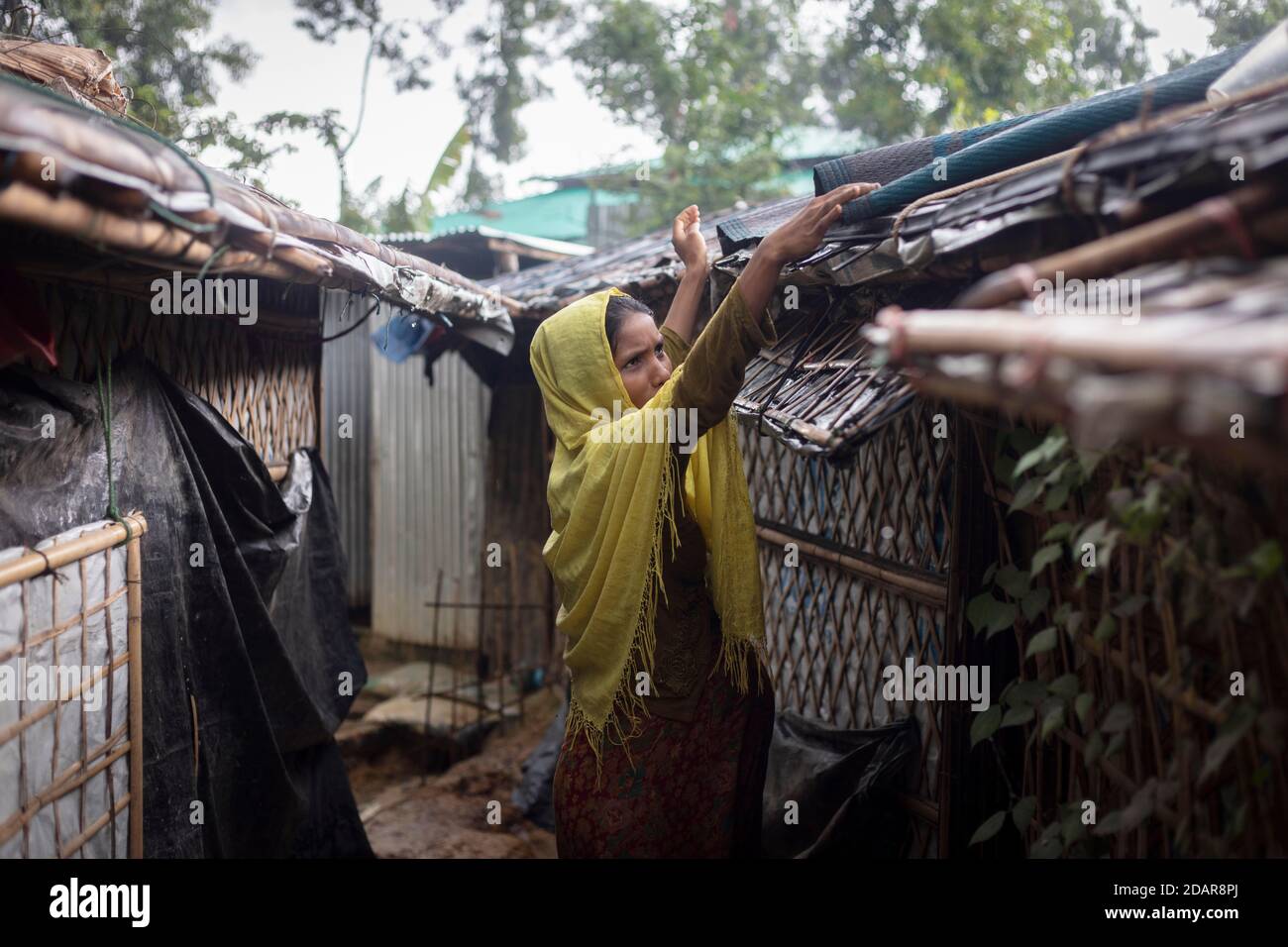 Keep dry camp hi-res stock photography and images - Alamy