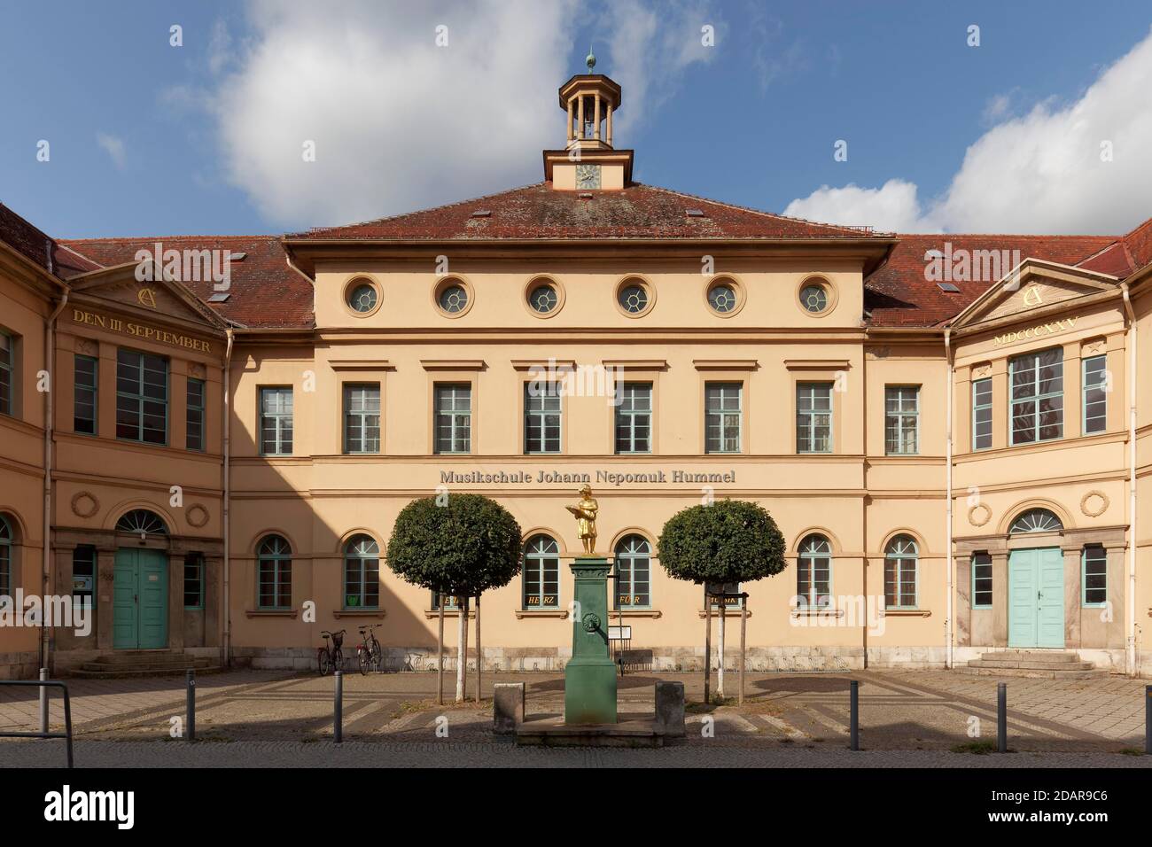 Classical weimar classicism hi-res stock photography and images - Alamy
