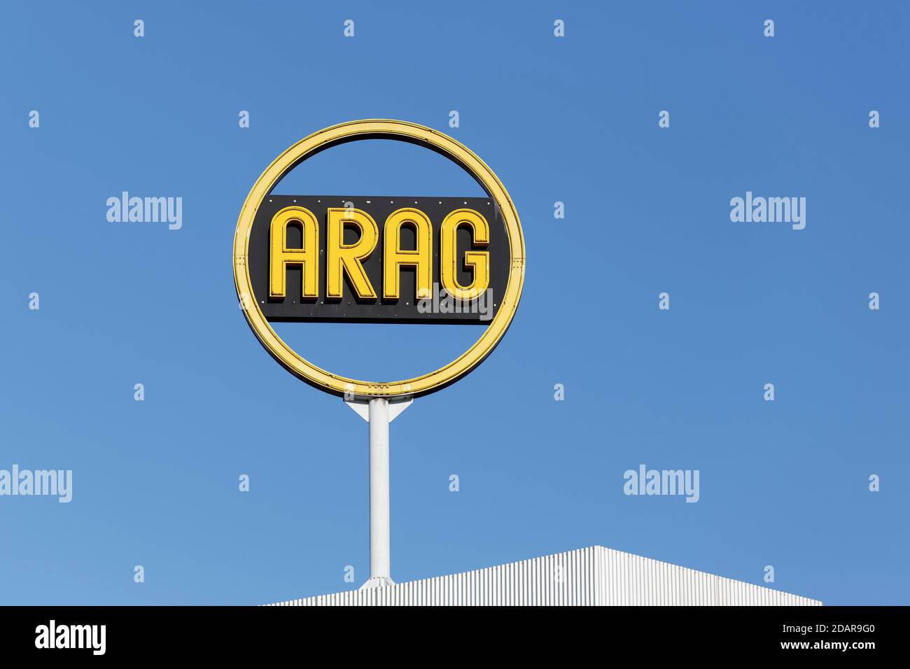 Insurance group hi-res stock photography and images - Alamy