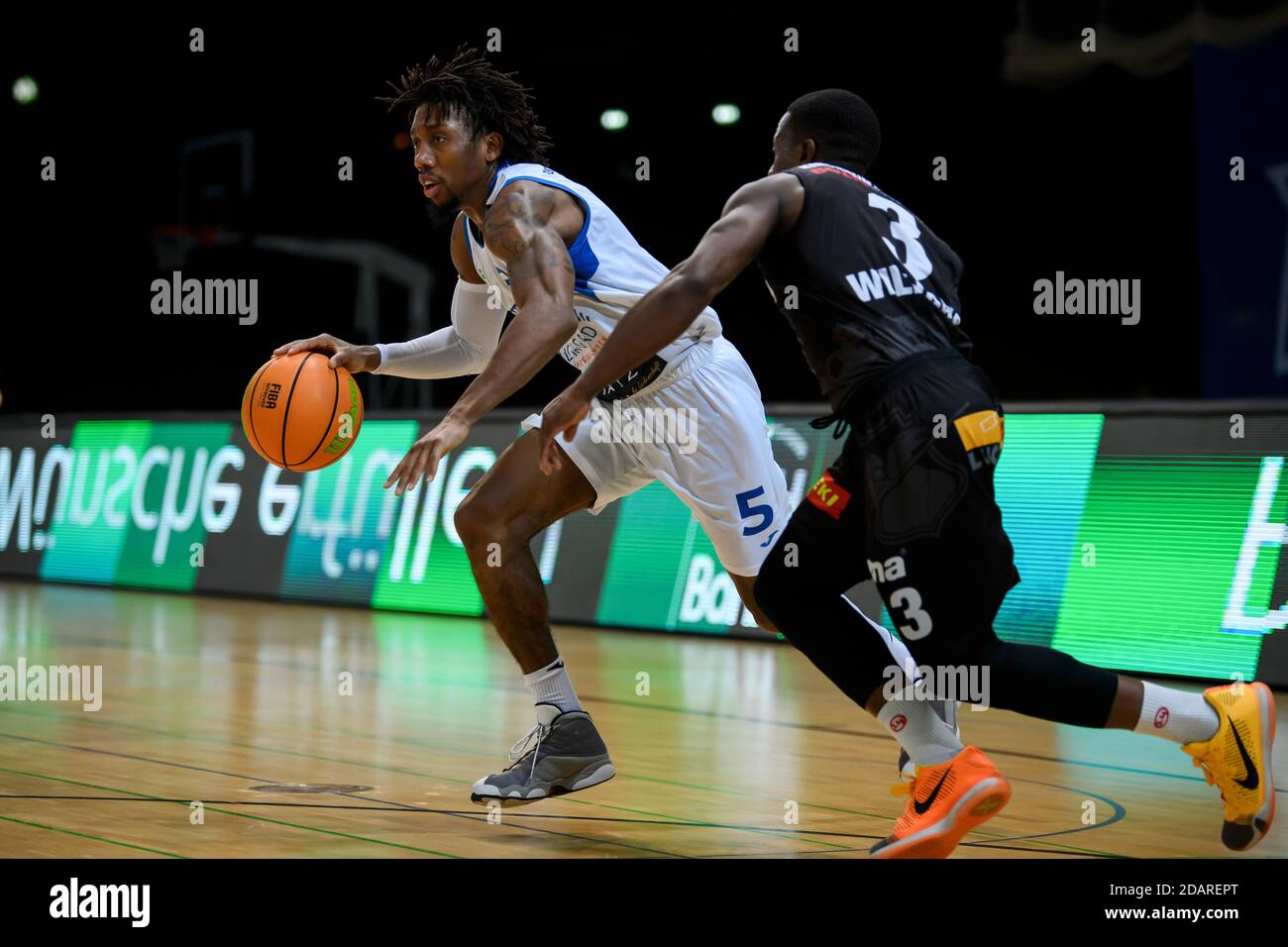 Karlsruhe, Deutschland. 14th Nov, 2020. Gregory Clay Foster (Lions) in ...