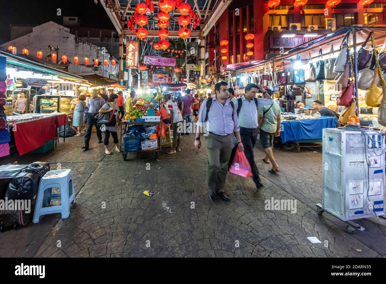 Chinese market Chinatown Kuala Lumpur Malaysia Stock Photo - Alamy