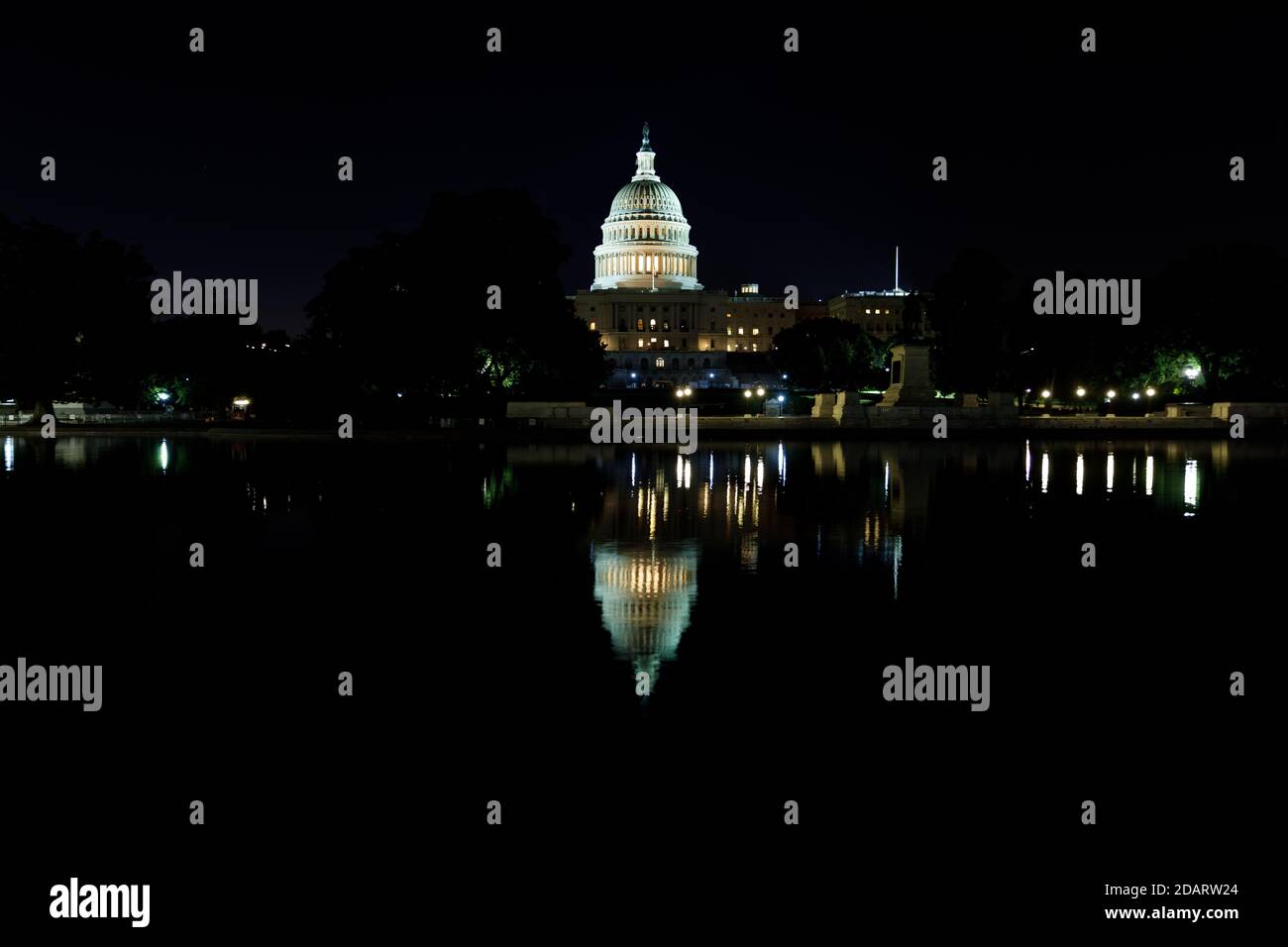 The United States Capitol in Washington DC at Night Stock Photo - Alamy