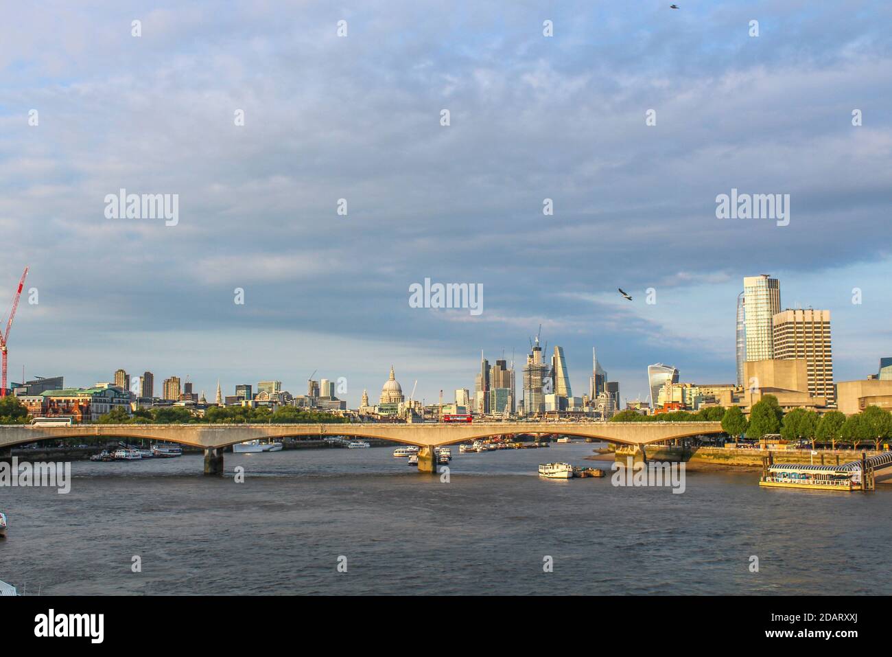 Rivers in the uk landscape hi-res stock photography and images - Alamy