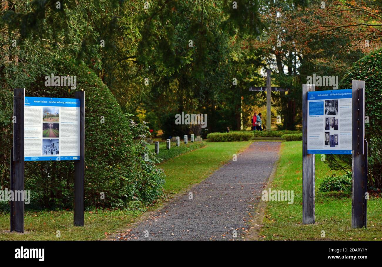 Historical information boards hi-res stock photography and images - Alamy
