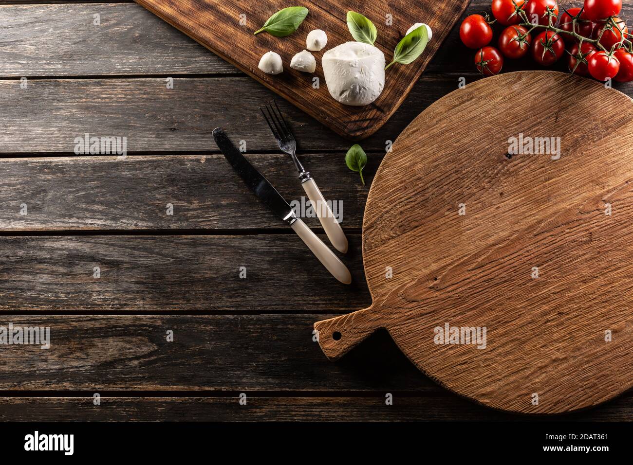 Empty pizza hi-res stock photography and images - Alamy