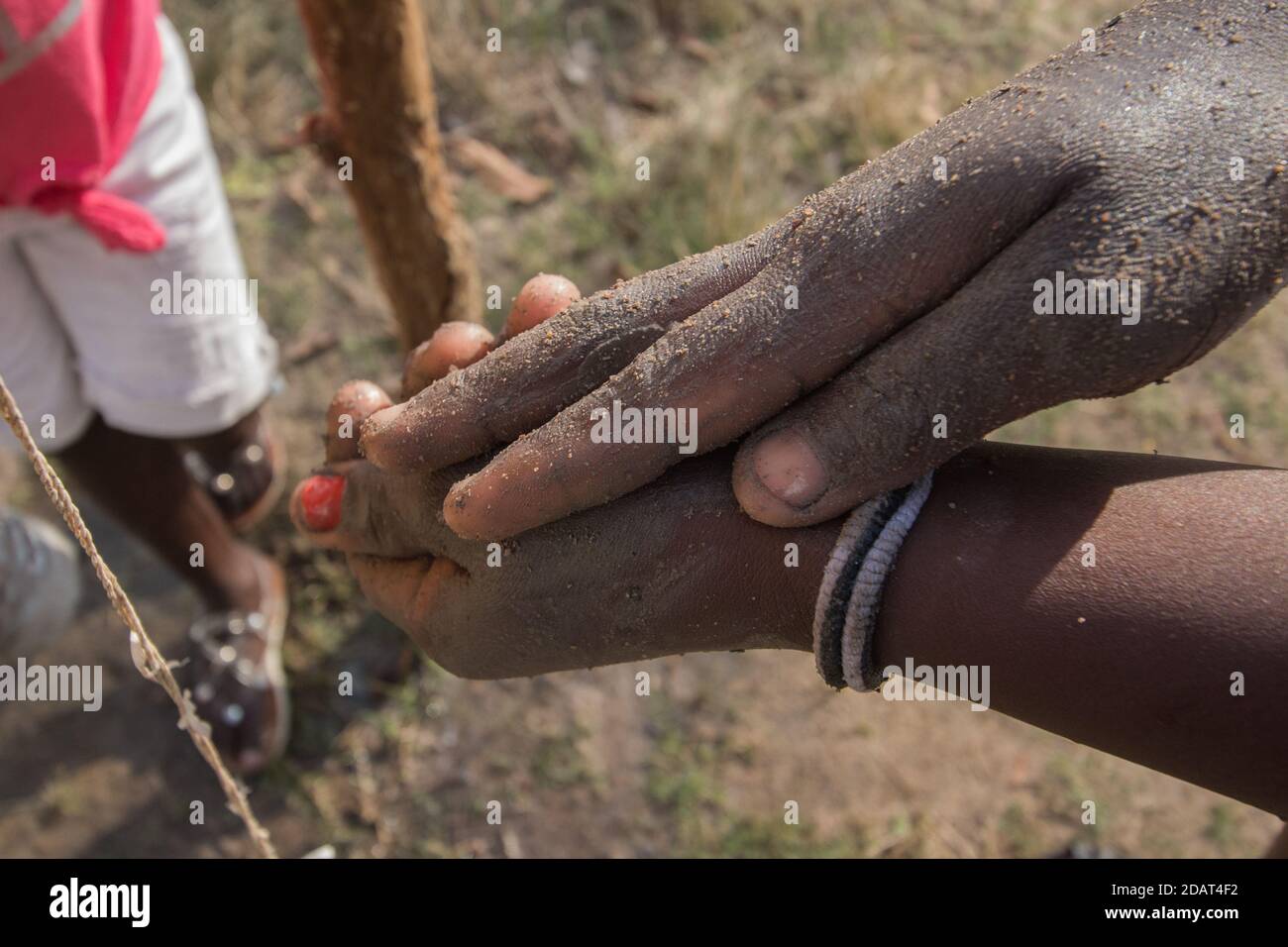 Hand washing with ash as an alternative to soap. WHO guidelines ...