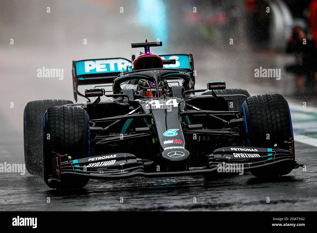 Lewis hamilton 2020 istanbul hi-res stock photography and images - Alamy