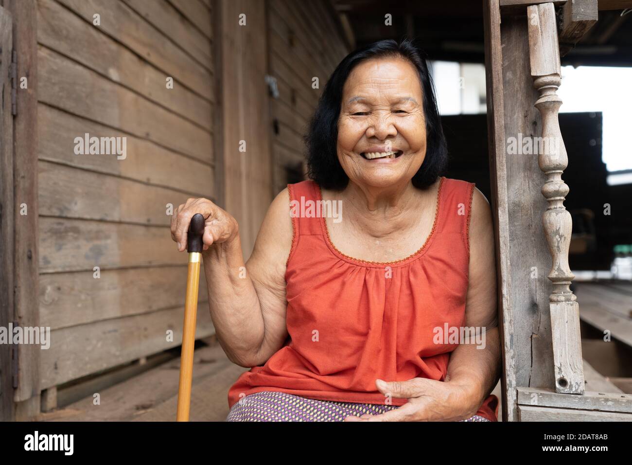 Older thai woman hi-res stock photography and images - Alamy