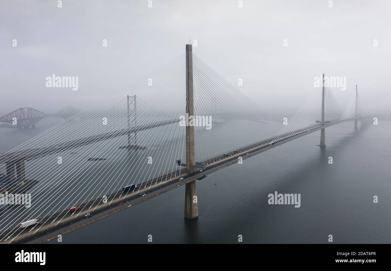 Forth bridge aerial hi-res stock photography and images - Alamy