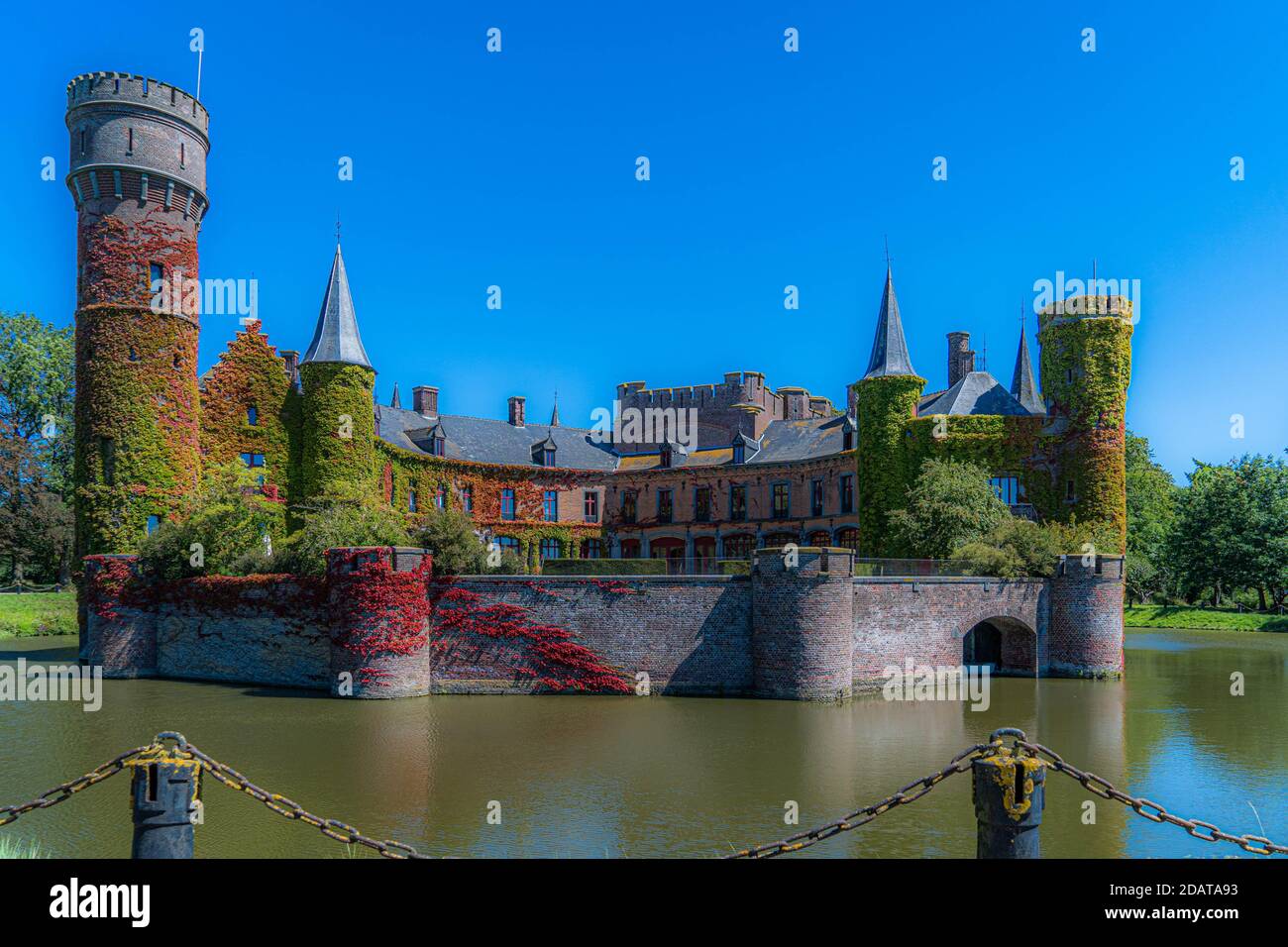 Public castle in torhout "kasteel wynendaele" . The beauty of belgium ...