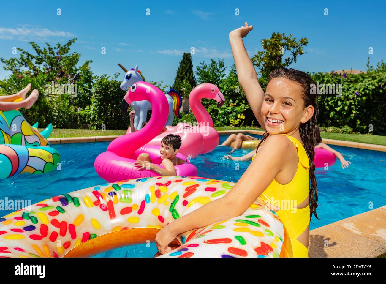 Girl in lift hi-res stock photography and images - Alamy