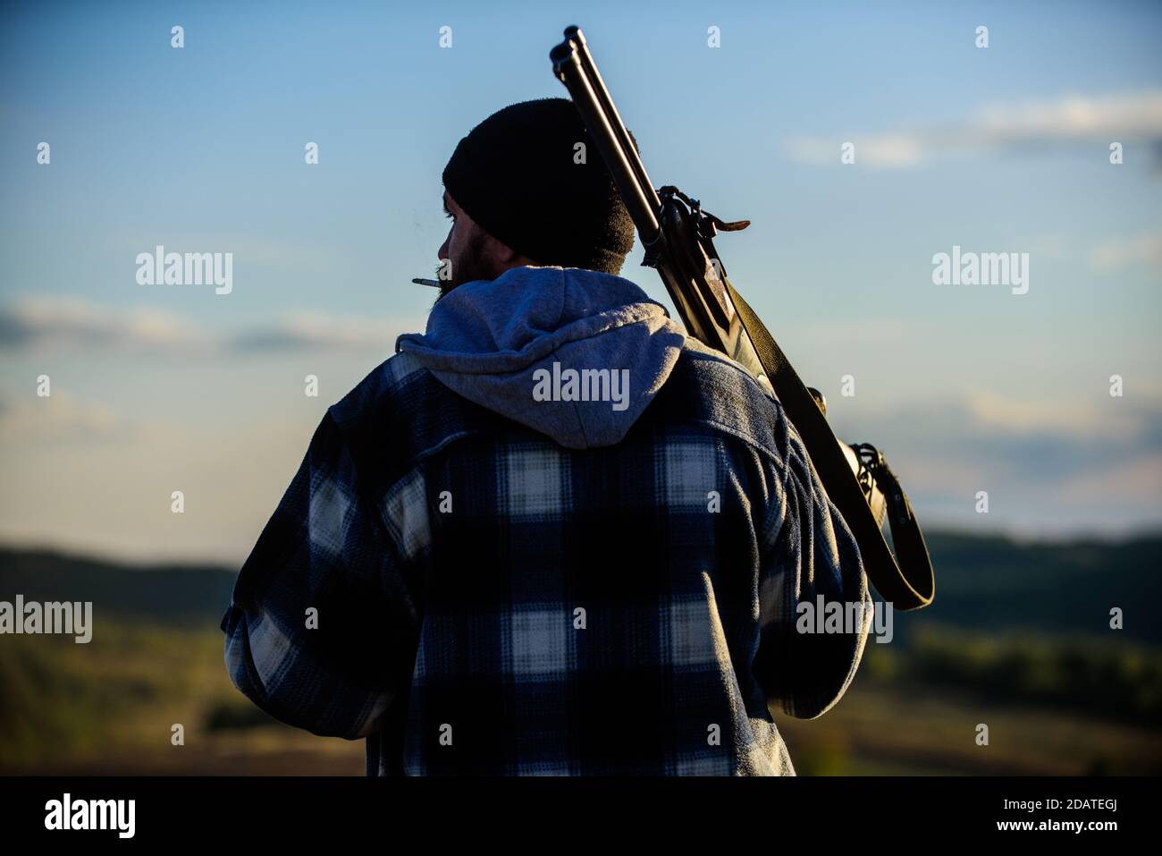 Guy hunter spend leisure hunting. Hunting masculine hobby leisure ...