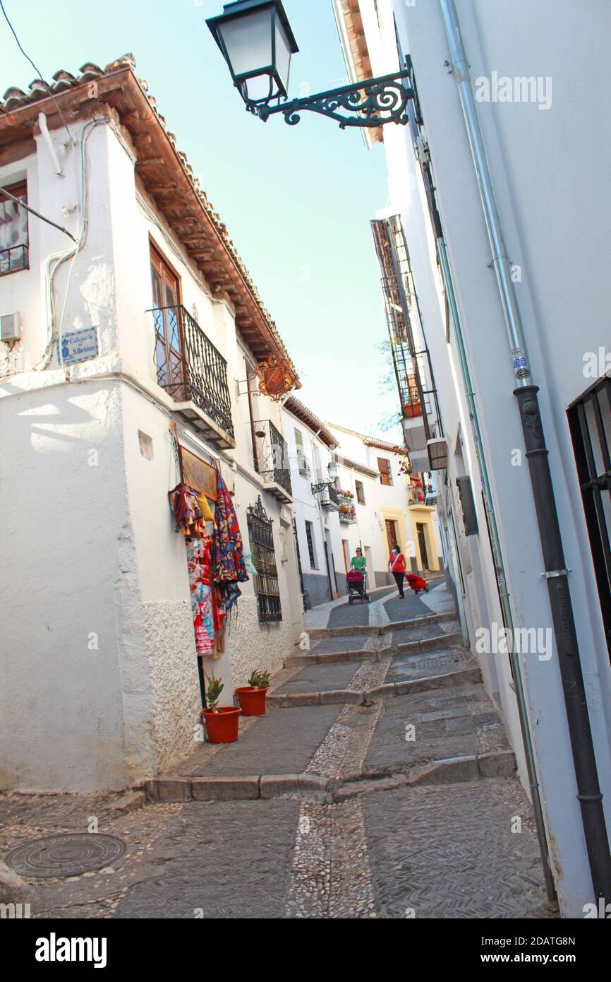 Fleurs de grenade hi-res stock photography and images - Alamy