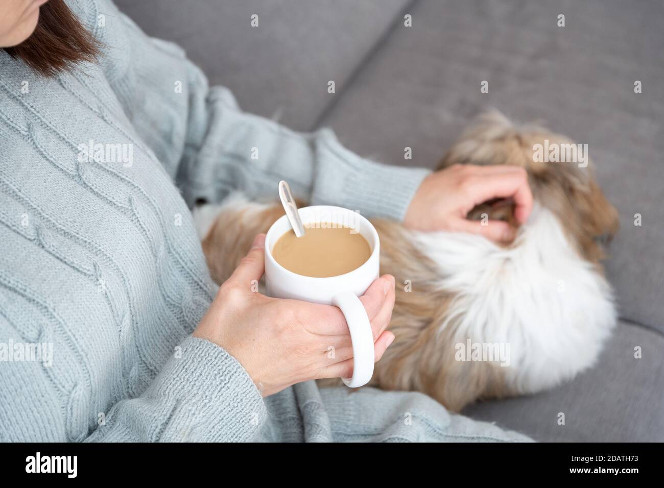 Joy lady sofa hi-res stock photography and images - Alamy