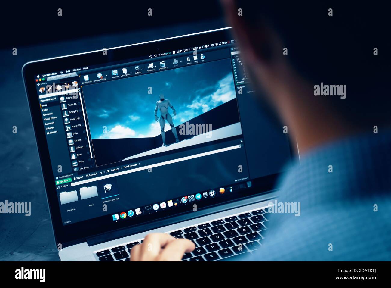 Unreal engine game hi-res stock photography and images - Alamy