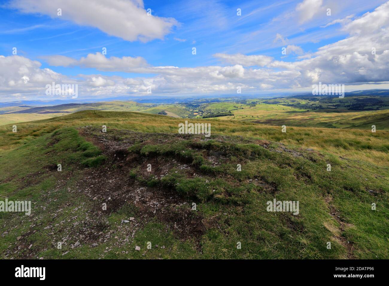 The Summit Cairn of Sallows fell, Troutbeck valley, Kirkstone pass ...
