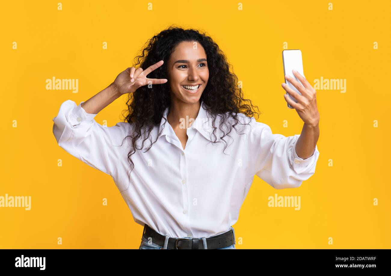 Gesture expressions hi-res stock photography and images - Alamy